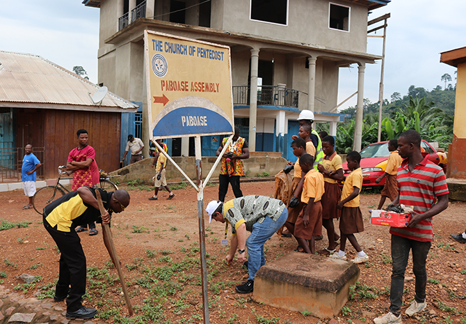 Chirano cleans up community on International Plastic Free Day - Kinross ...